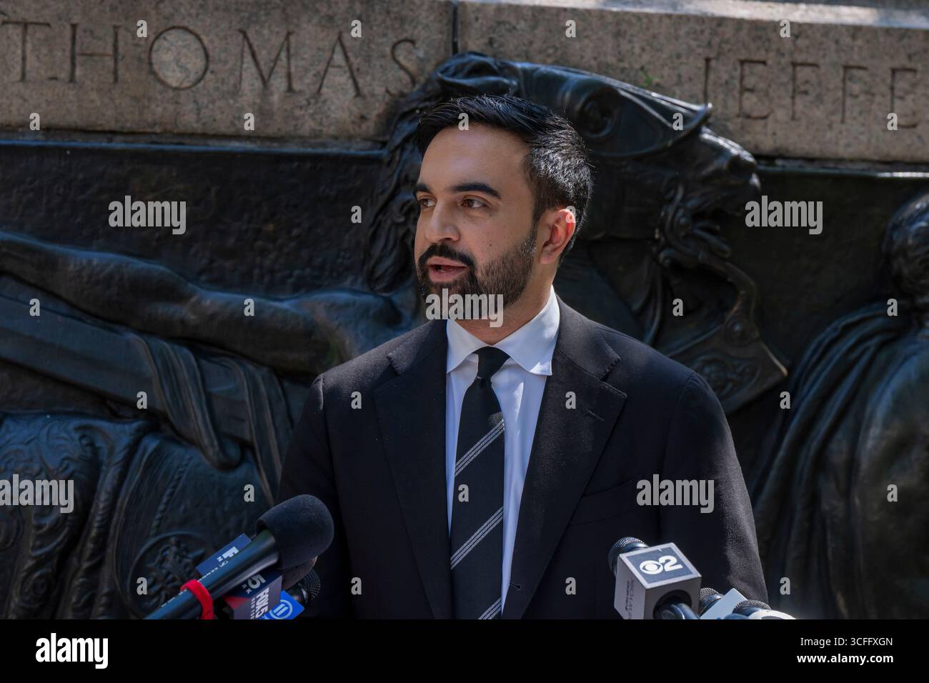 Latest mamdani hi-res stock photography and images - Alamy