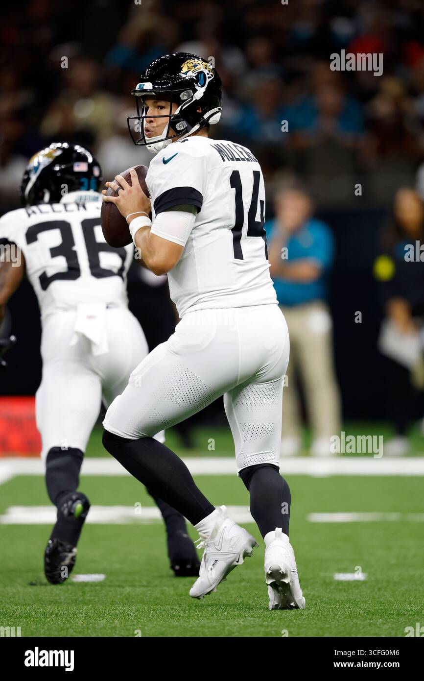 Jacksonville Jaguars quarterback Nick Mullens (14) looks to pass during ...