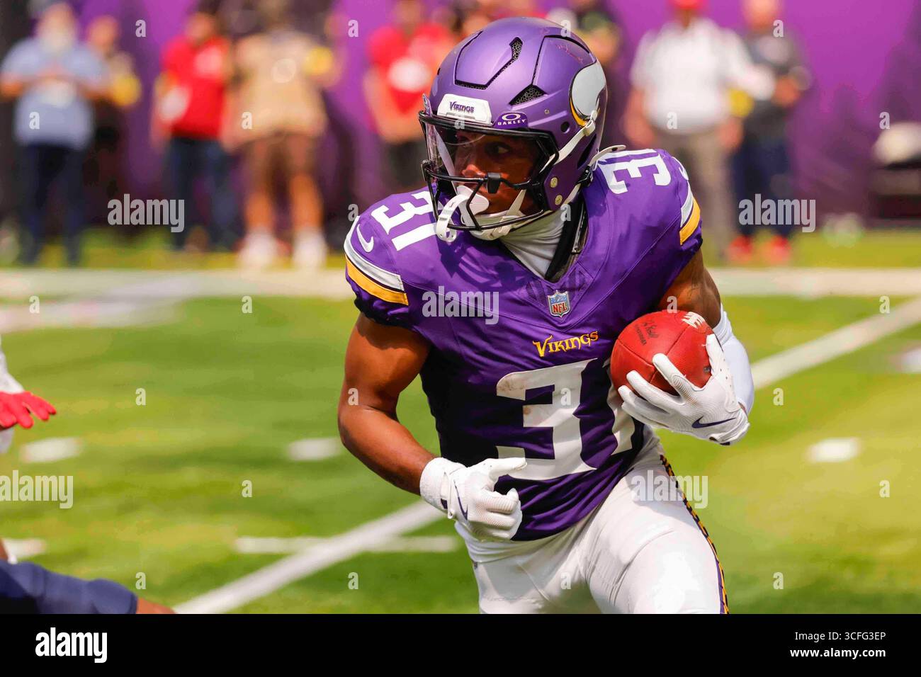 Minnesota Vikings wide receiver Myles Price (31) returns a punt against ...