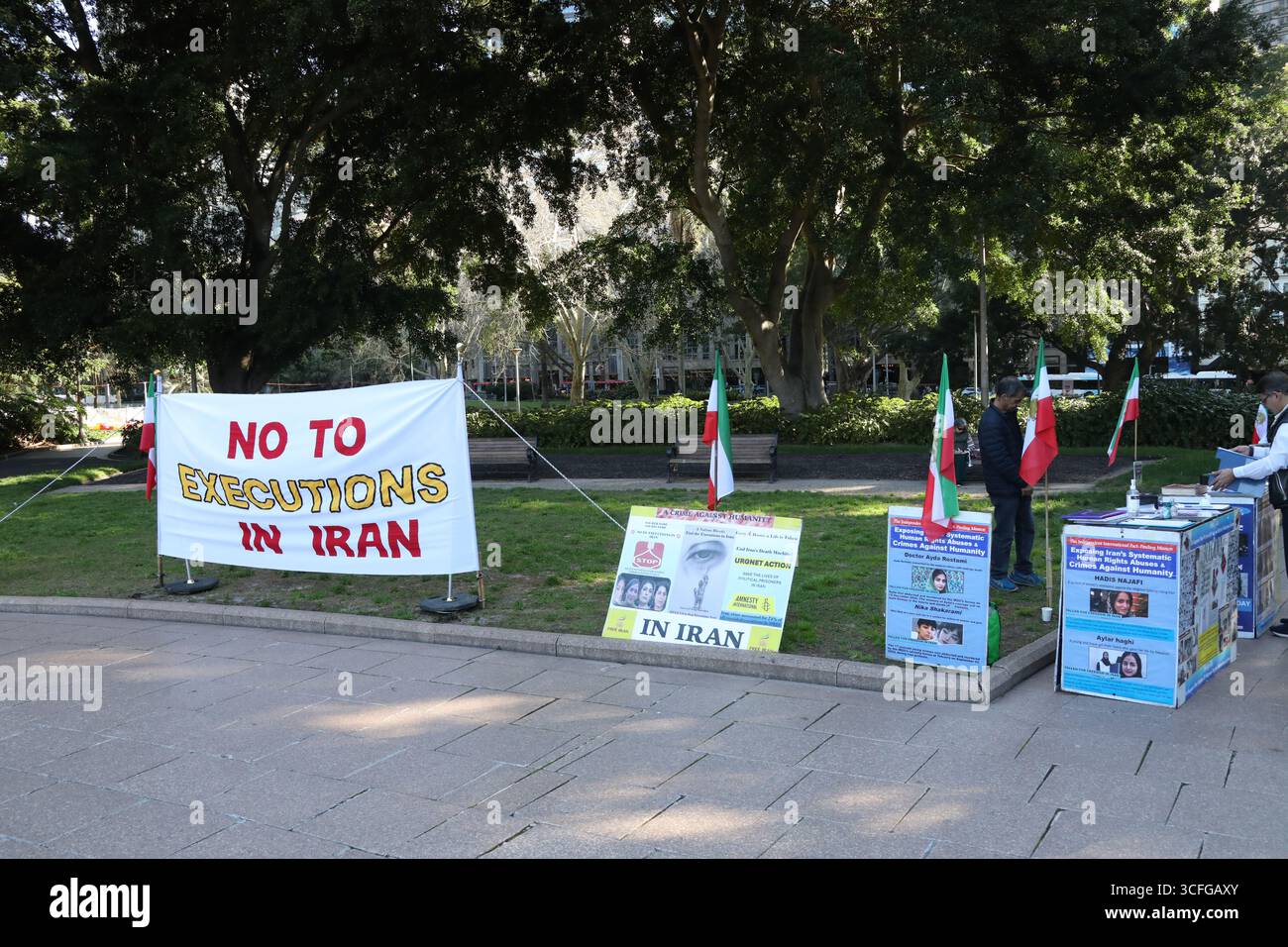 Iranians in australia hi-res stock photography and images - Alamy