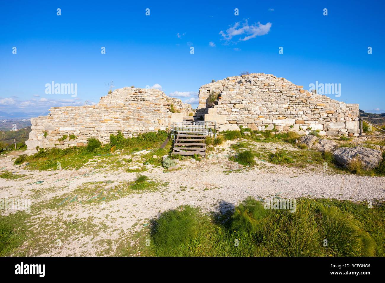 Calatafimi segesta town hi-res stock photography and images - Alamy