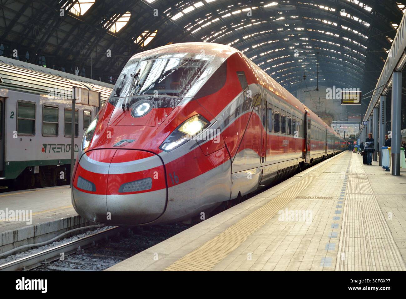 Frecciarossa train stopped in Milan Central Station Stock Photo - Alamy