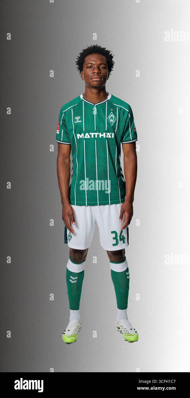Wesley Adeh (Werder Bremen 34); 1.BL Porträttermin 2025/2026, Foto ...