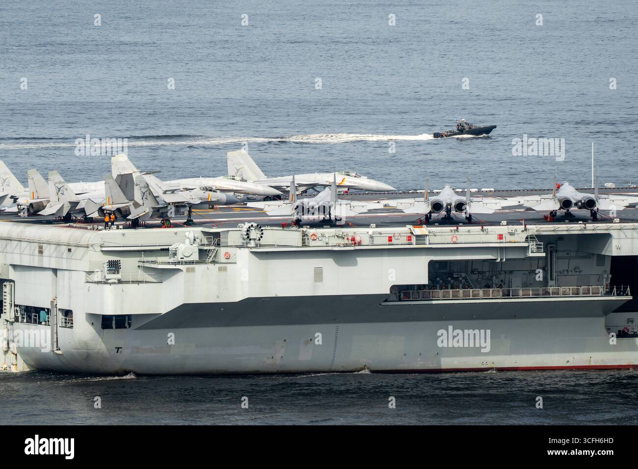 Hong Kong PLA Navy Port Visit Chinese Shenyang J-15 fighter jets on the ...