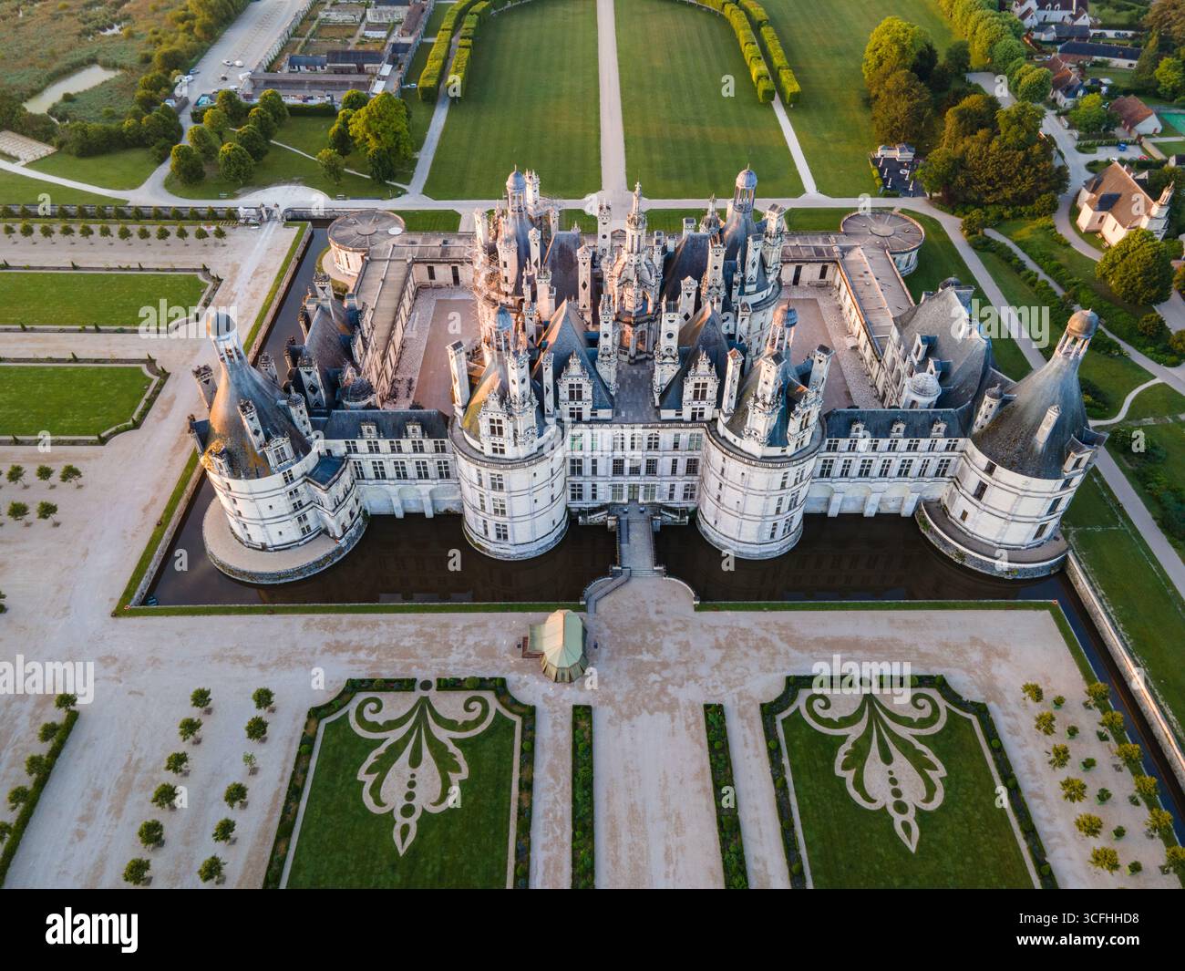 Chambord chateau aerial hi-res stock photography and images - Alamy