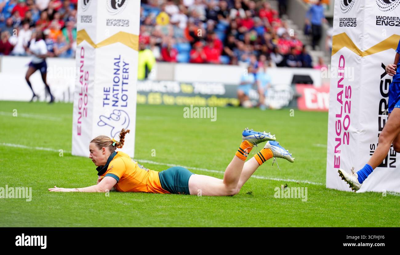 Australia's Caitlyn Halse scores their side's twelfth try of the game ...