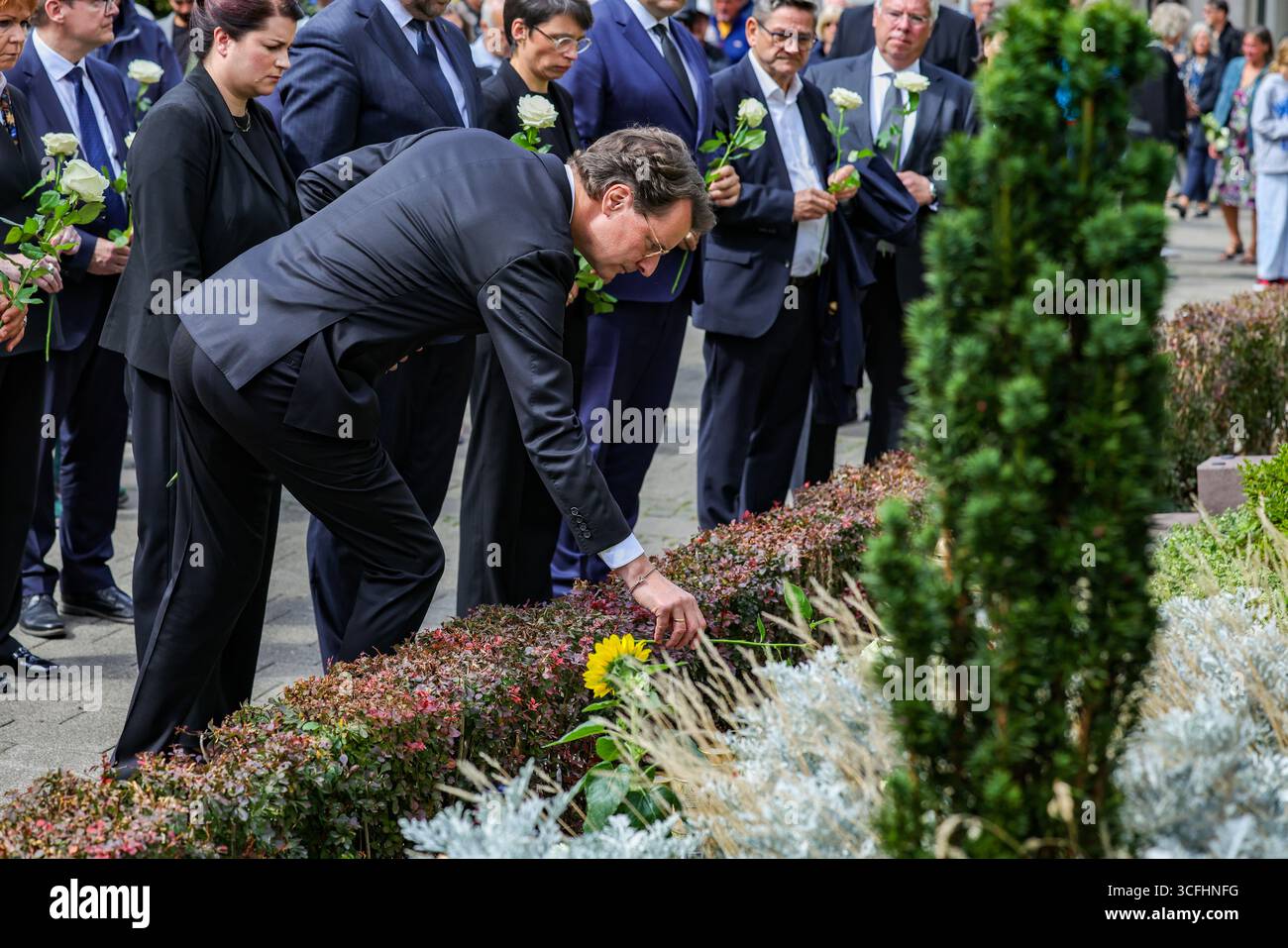 23 August 2025, North Rhine-Westphalia, Solingen: Hendrik Wüst (CDU ...