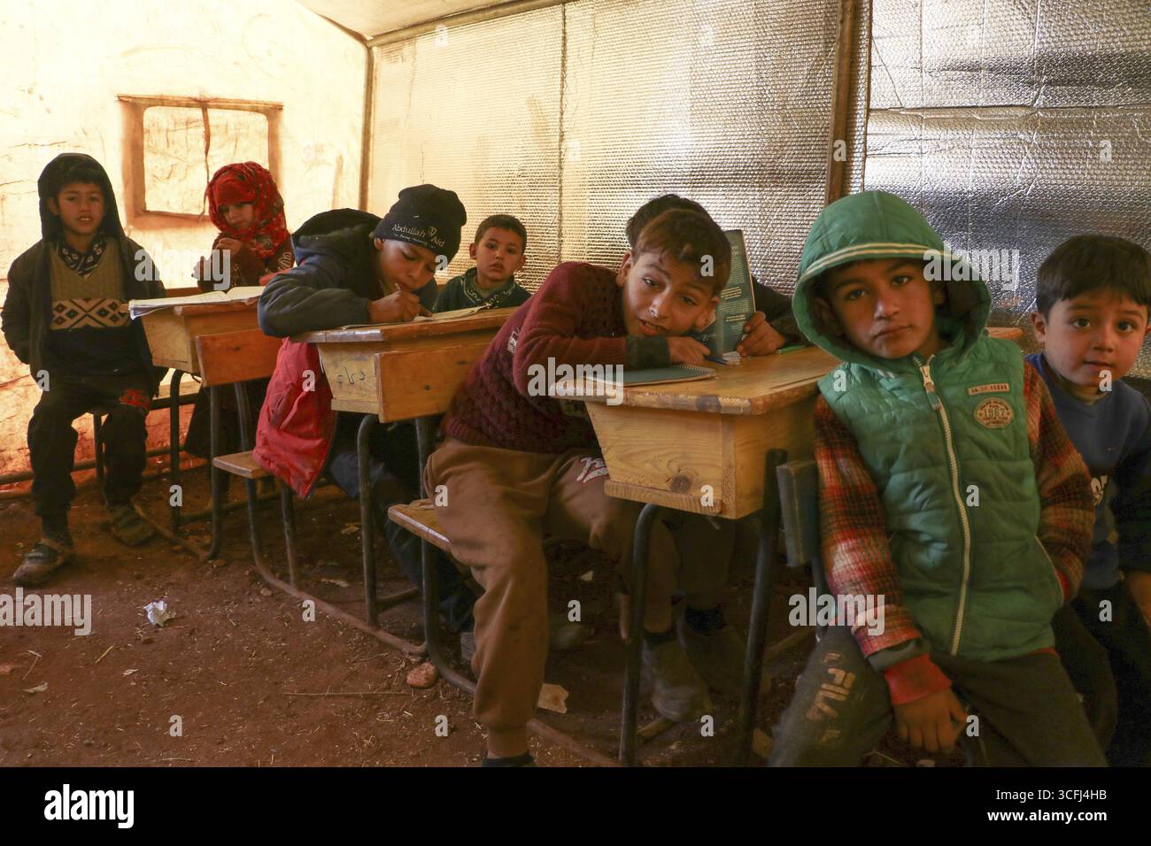 Syrian child classroom hi-res stock photography and images - Alamy