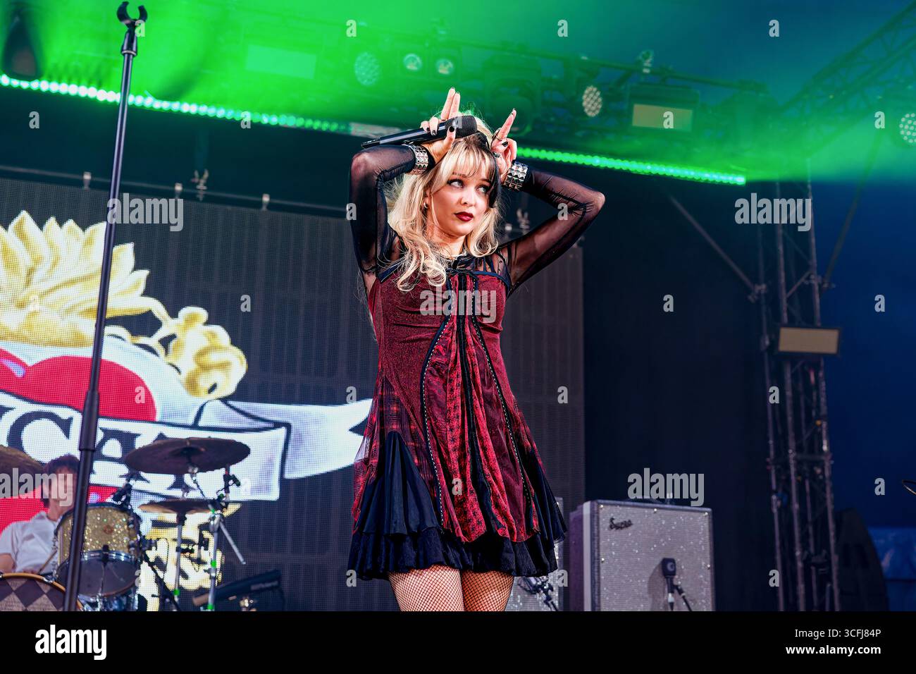 August 22, 2025, Leeds: Luvcat (AKA Sophie Morgan) and her band ...