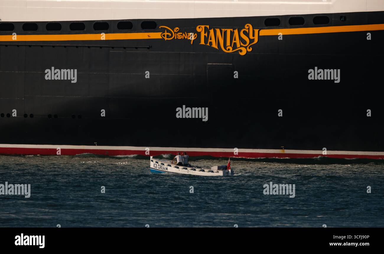 Mary beech of disney hi-res stock photography and images - Alamy