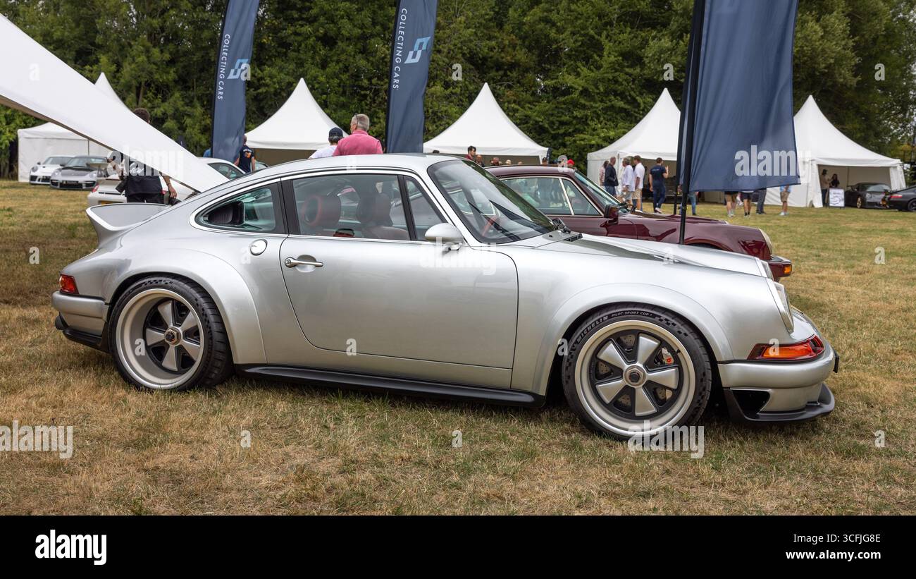 Porsche 964 1989 hi-res stock photography and images - Alamy