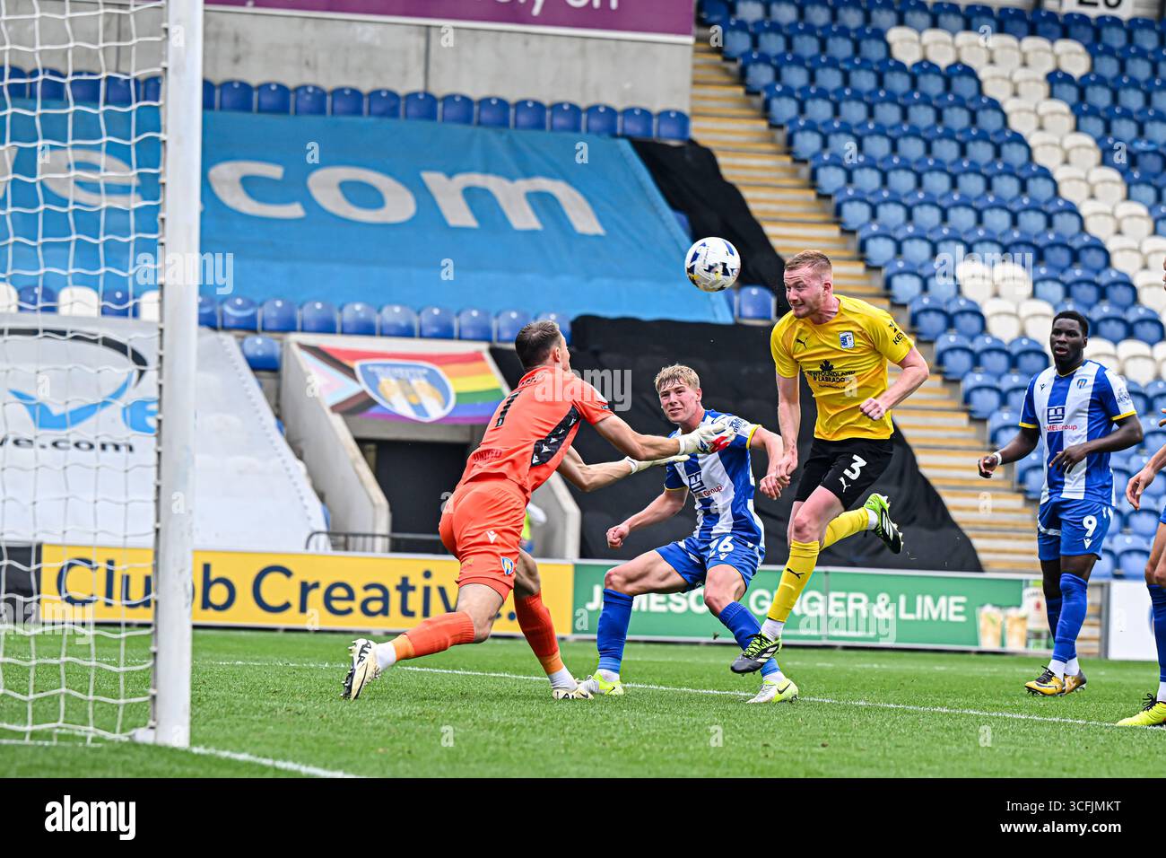 Lewis Shipley (3 Barrow) heads in second goal for Barrow during the Sky ...