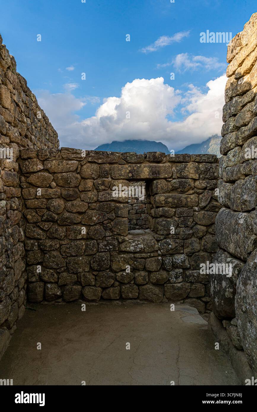 Inca stone wall with niches at Machu Picchu showing ancient ...