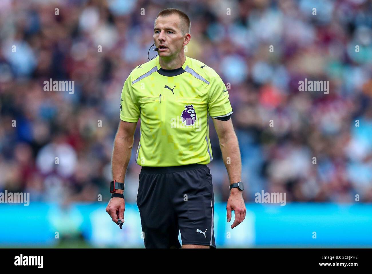Michael Salisbury Match Referee during the Premier League match Burnley ...