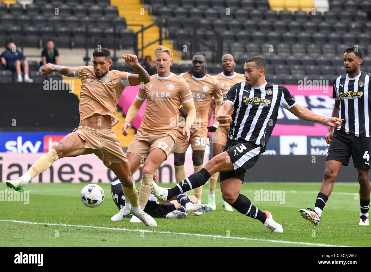 Rod McDonald of Notts County shoots at goal during the Sky Bet League 2 ...
