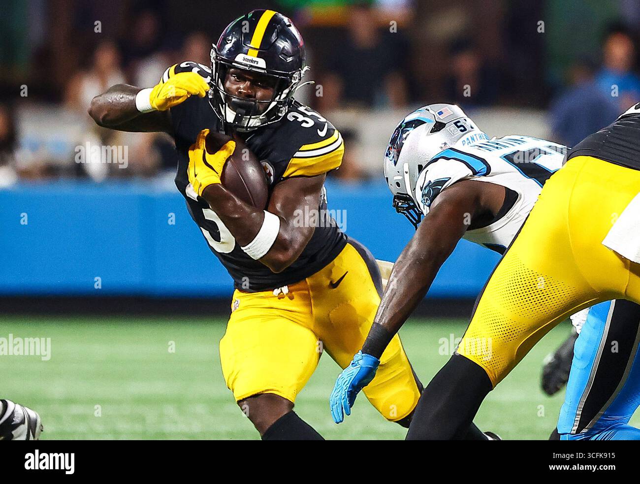 August 21, 2025: Steelers saftey Quindell Johnson (35) runs with the ...