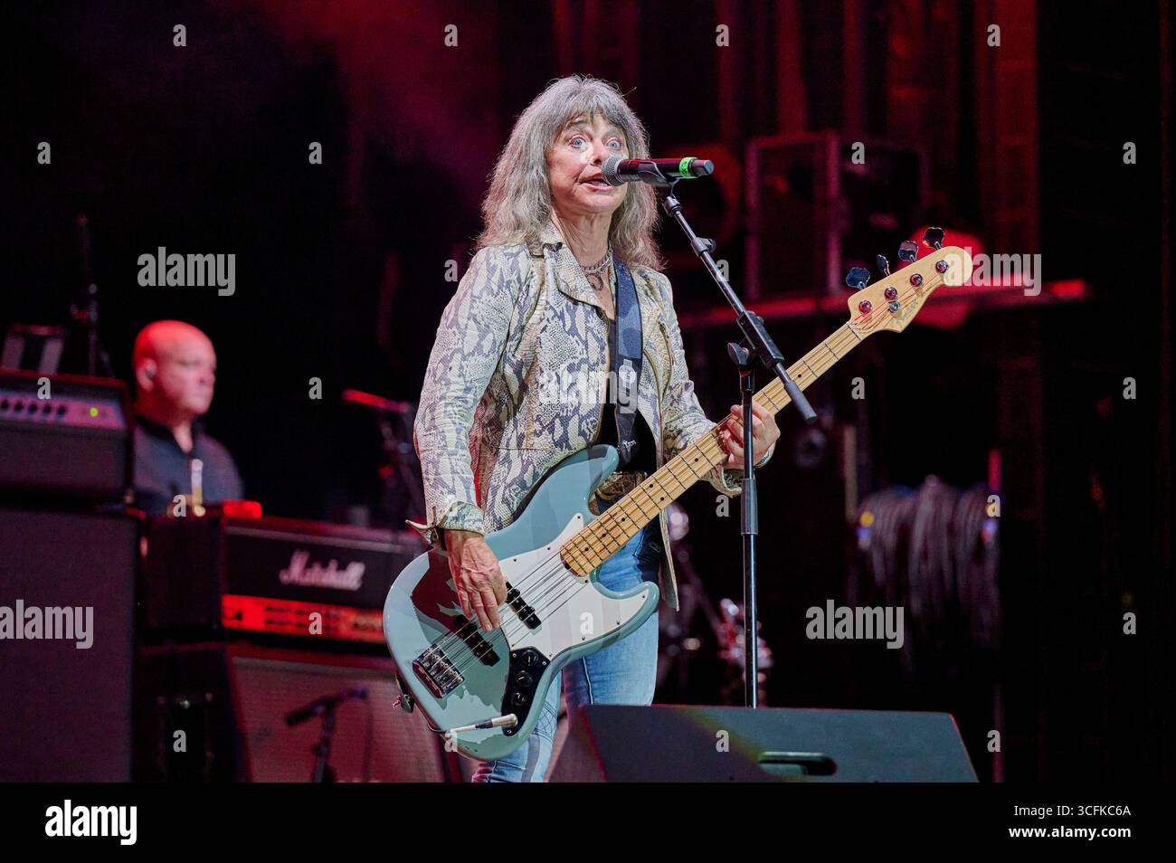 Suzi Quatro live auf dem Riverside Festival Aarburg in der Riverside ...