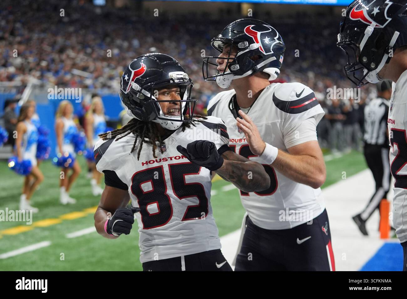 Houston Texans wide receiver Daniel Jackson (85) celebrates with ...