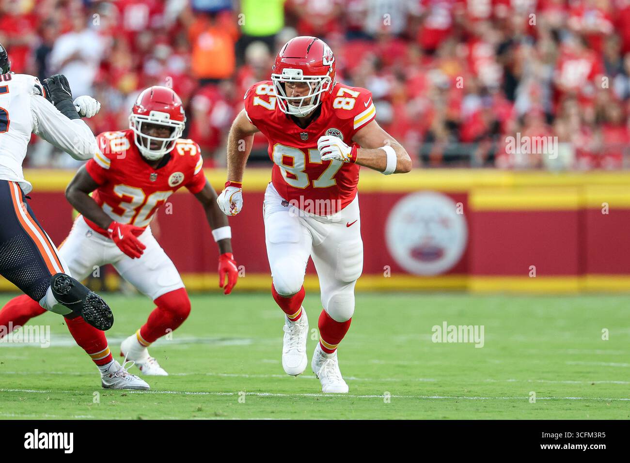August 22, 2025: Kansas City Chiefs tight end Travis Kelce (87) is seen ...