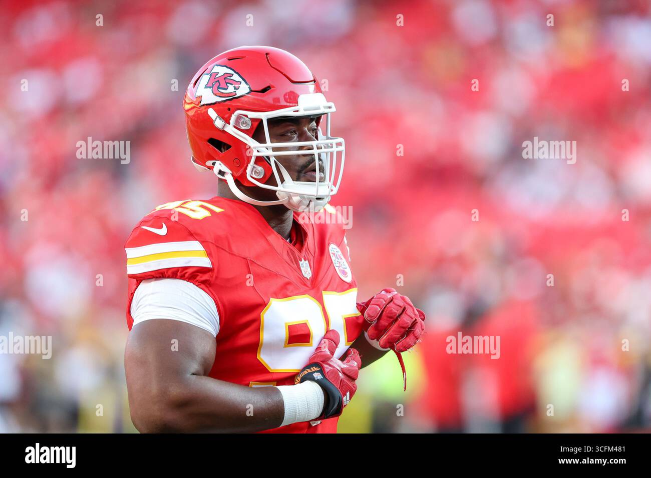 August 22, 2025: Kansas City Chiefs defensive tackle Chris Jones (95 ...