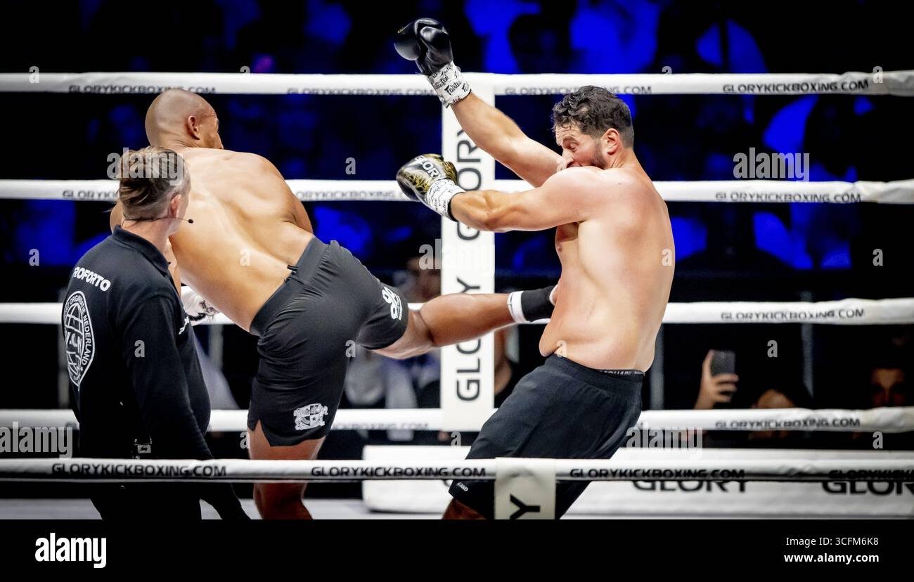 ROTTERDAM - Levi Rigters in action against Jamal Ben Saddik during the ...