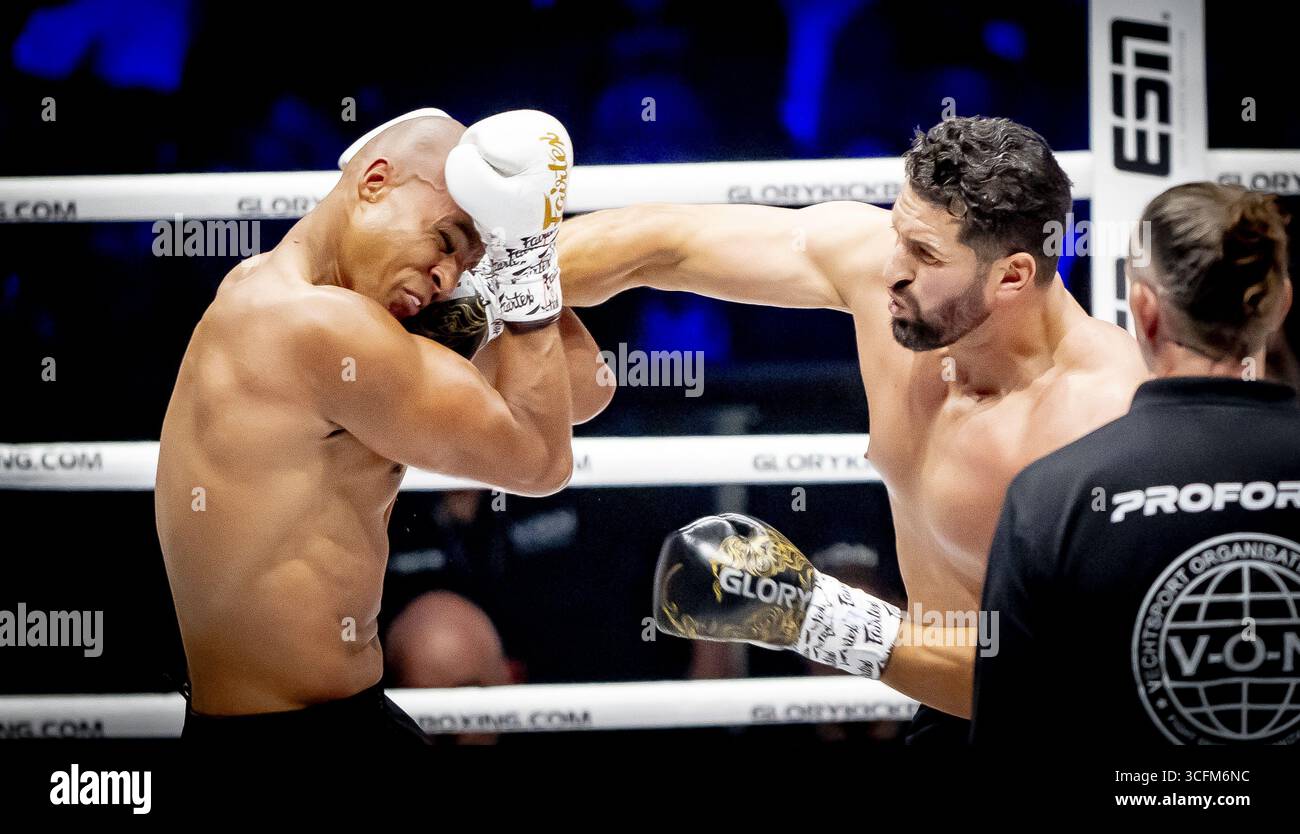 ROTTERDAM - Levi Rigters in action against Jamal Ben Saddik during the ...
