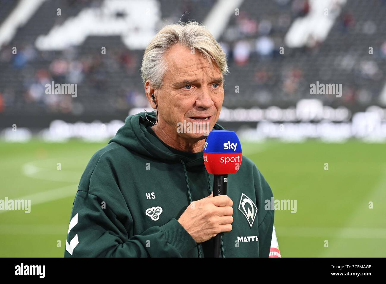 Coach Horst STEFFEN (HB) portrait, portrait, cropped single image ...