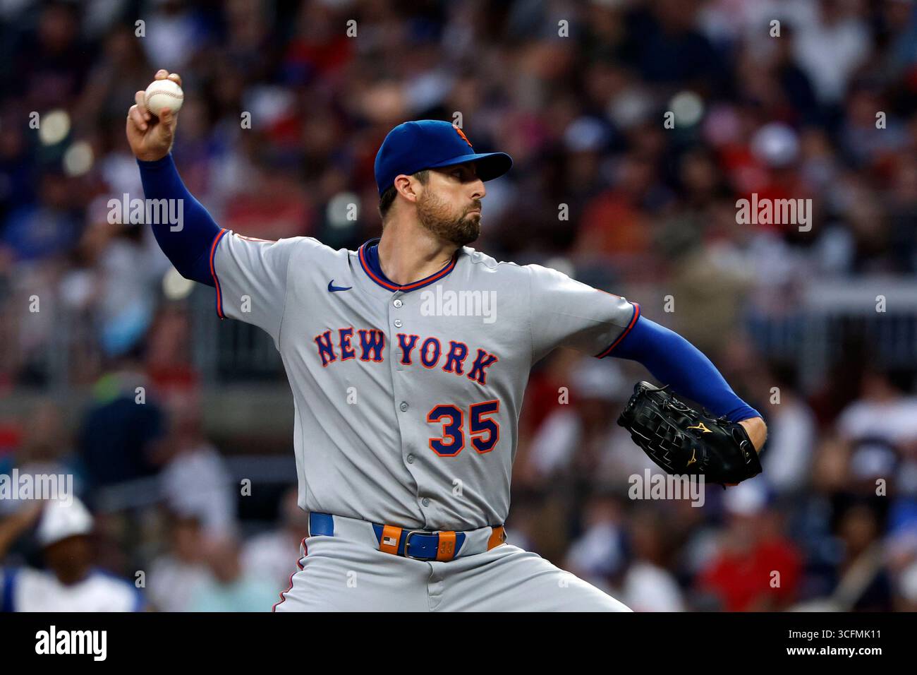 New York Mets pitcher Clay Holmes throws during the first inning of a ...