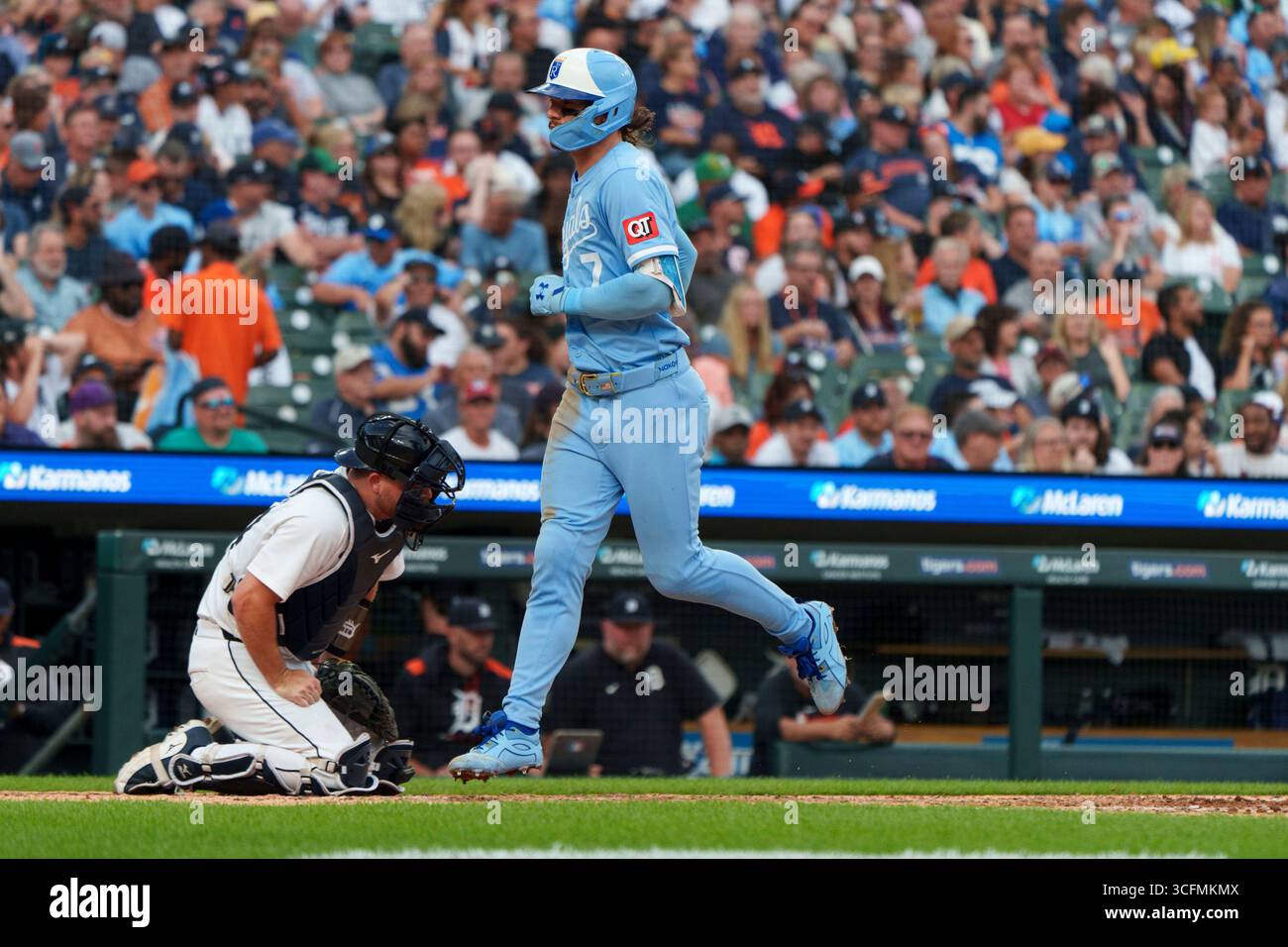 Kansas City Royals' Bobby Witt Jr. scores a home run during the sixth ...