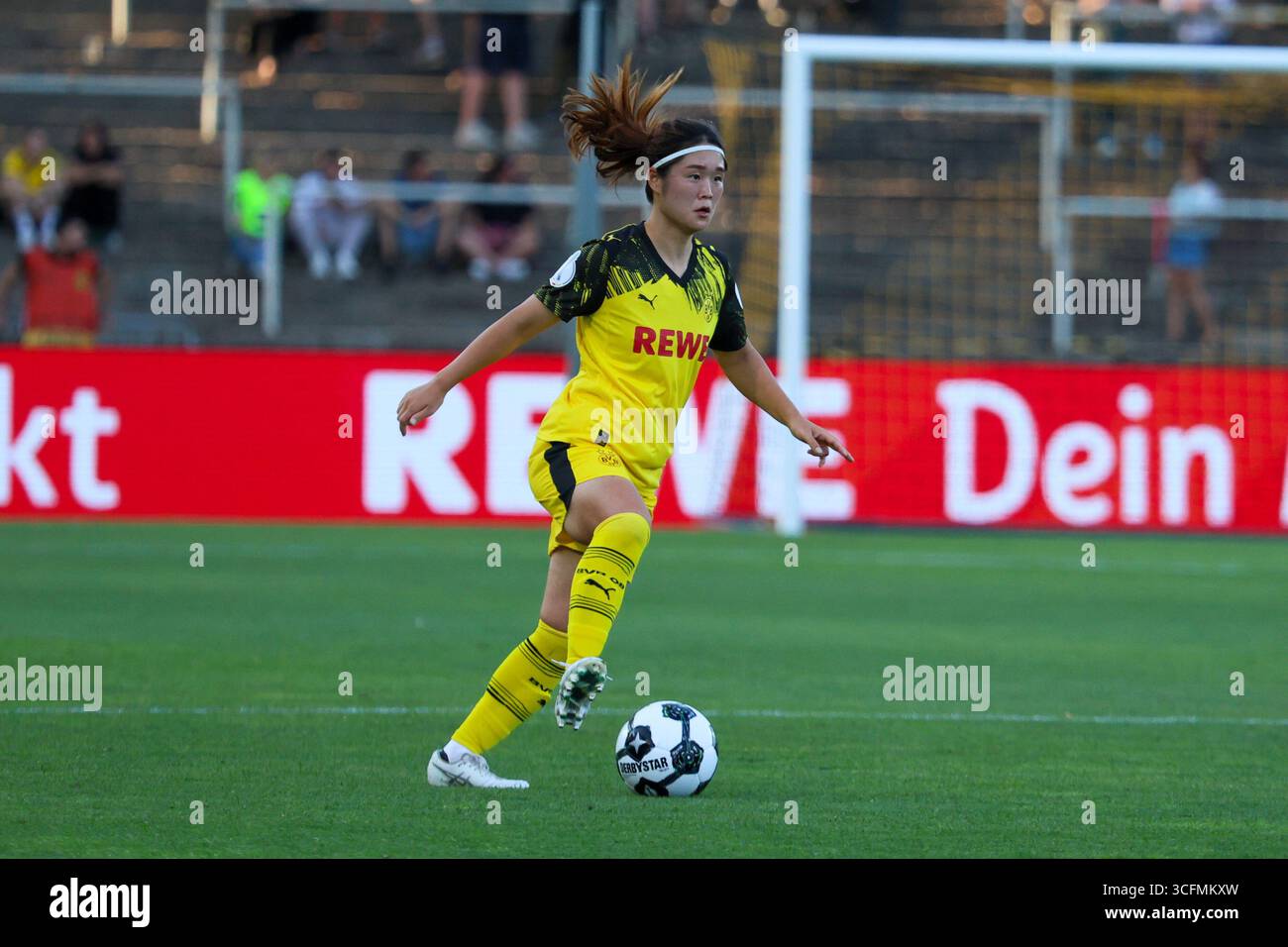 Dortmund, Deutschland 19. August 2025: DFB Pokal Frauen - 2025/2026 ...