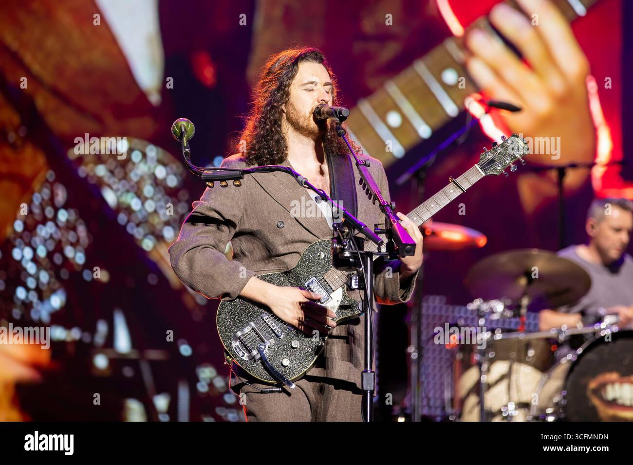 Leeds, England, 23rd August, 2025. Hozier headlining the Main Stage at ...