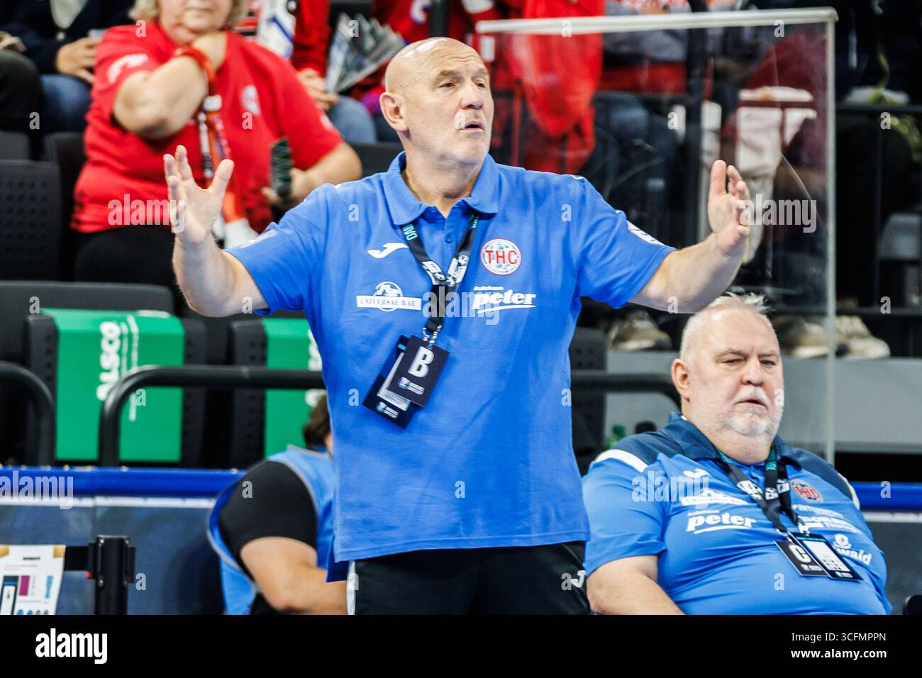 Herbert Müller (Thüringer HC, Trainer, head coach); gestikulierend, 23. ...