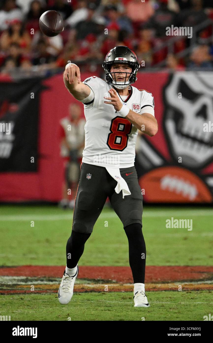 Tampa Bay Buccaneers quarterback Connor Bazelak passes against the ...