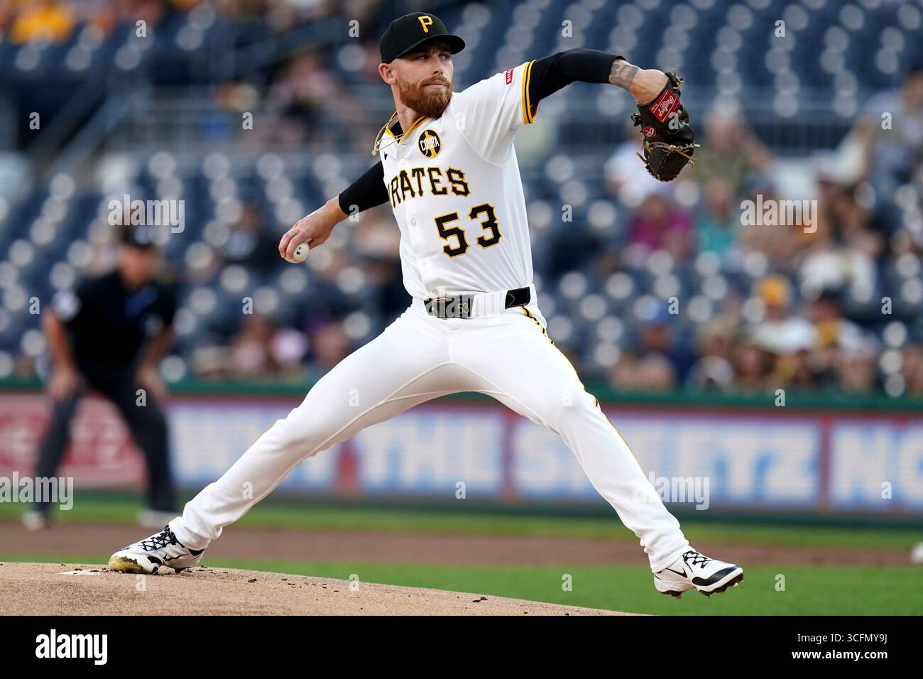 Pittsburgh Pirates pitcher Mike Burrows delivers during the first ...