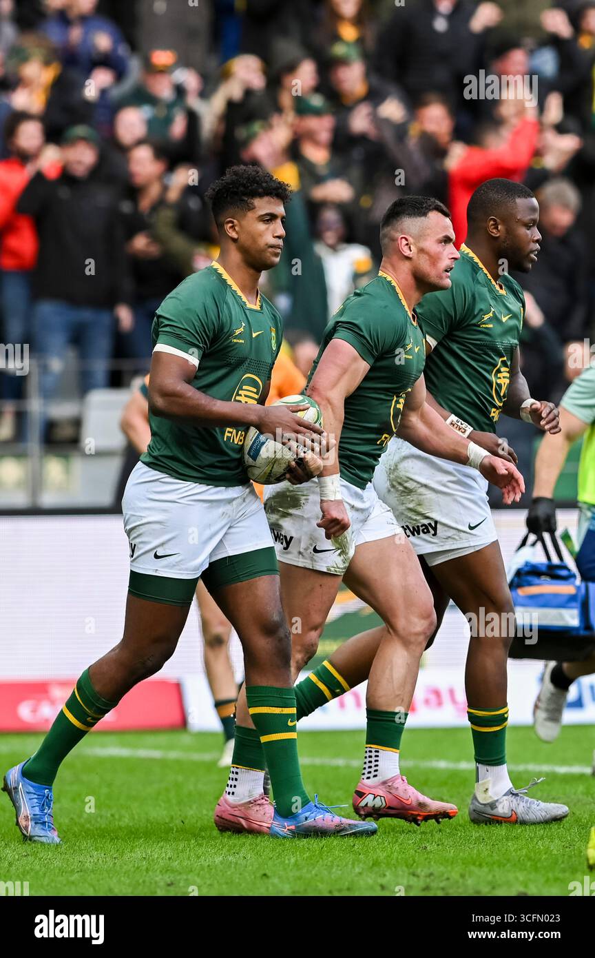 Canan Moodie of South Africa, Jesse Kriel, captain of South Africa and ...