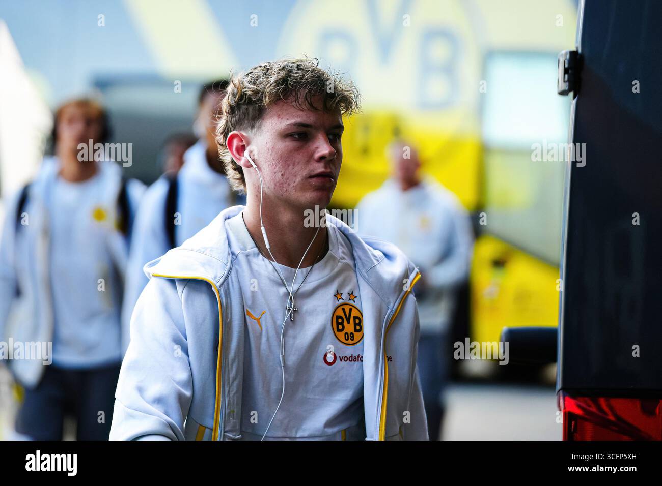 Cole Campbell (Borussia Dortmund, #37) GER, FC St. Pauli vs. Borussia ...