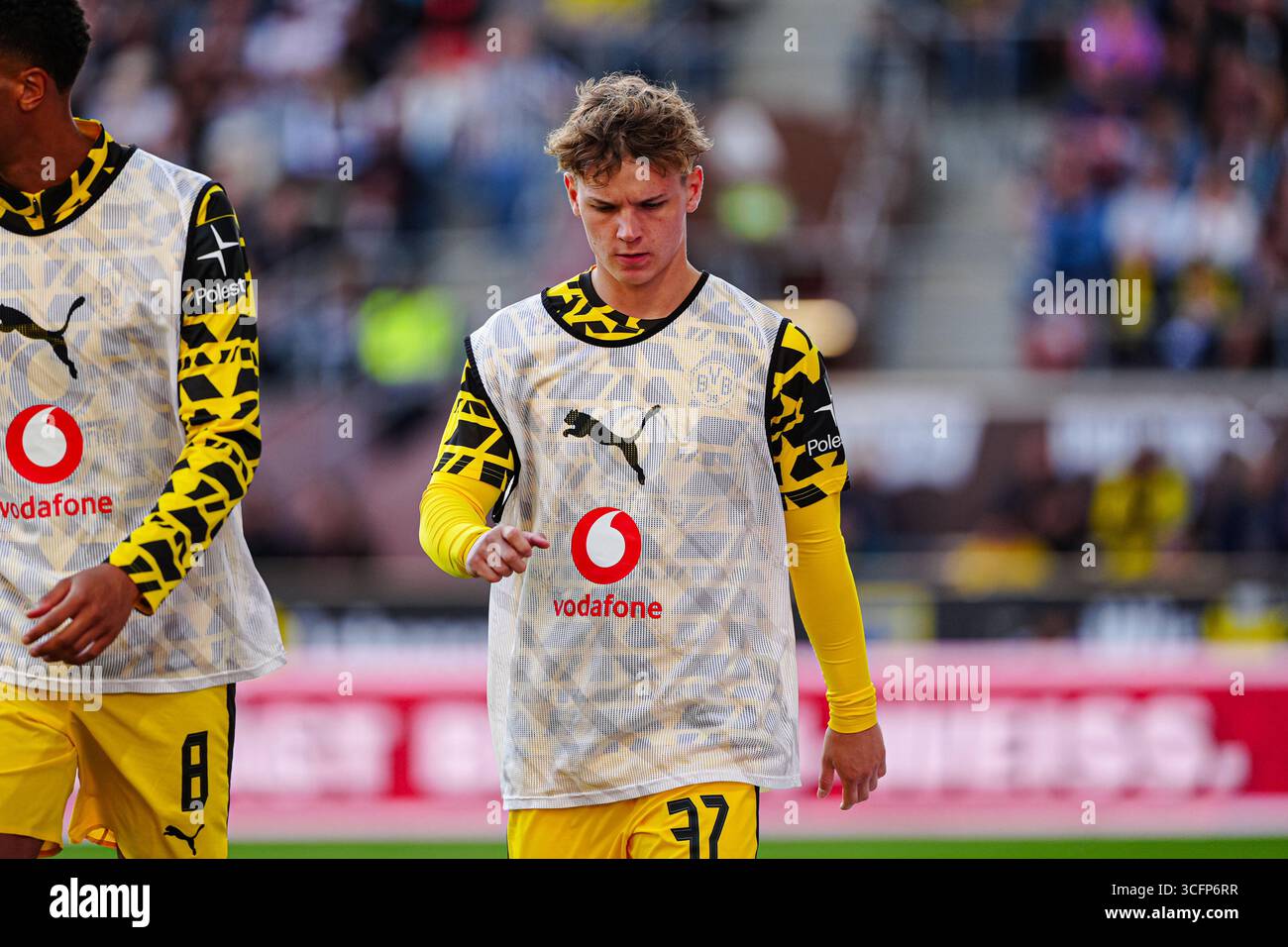 Cole Campbell (Borussia Dortmund, #37) GER, FC St. Pauli vs. Borussia ...