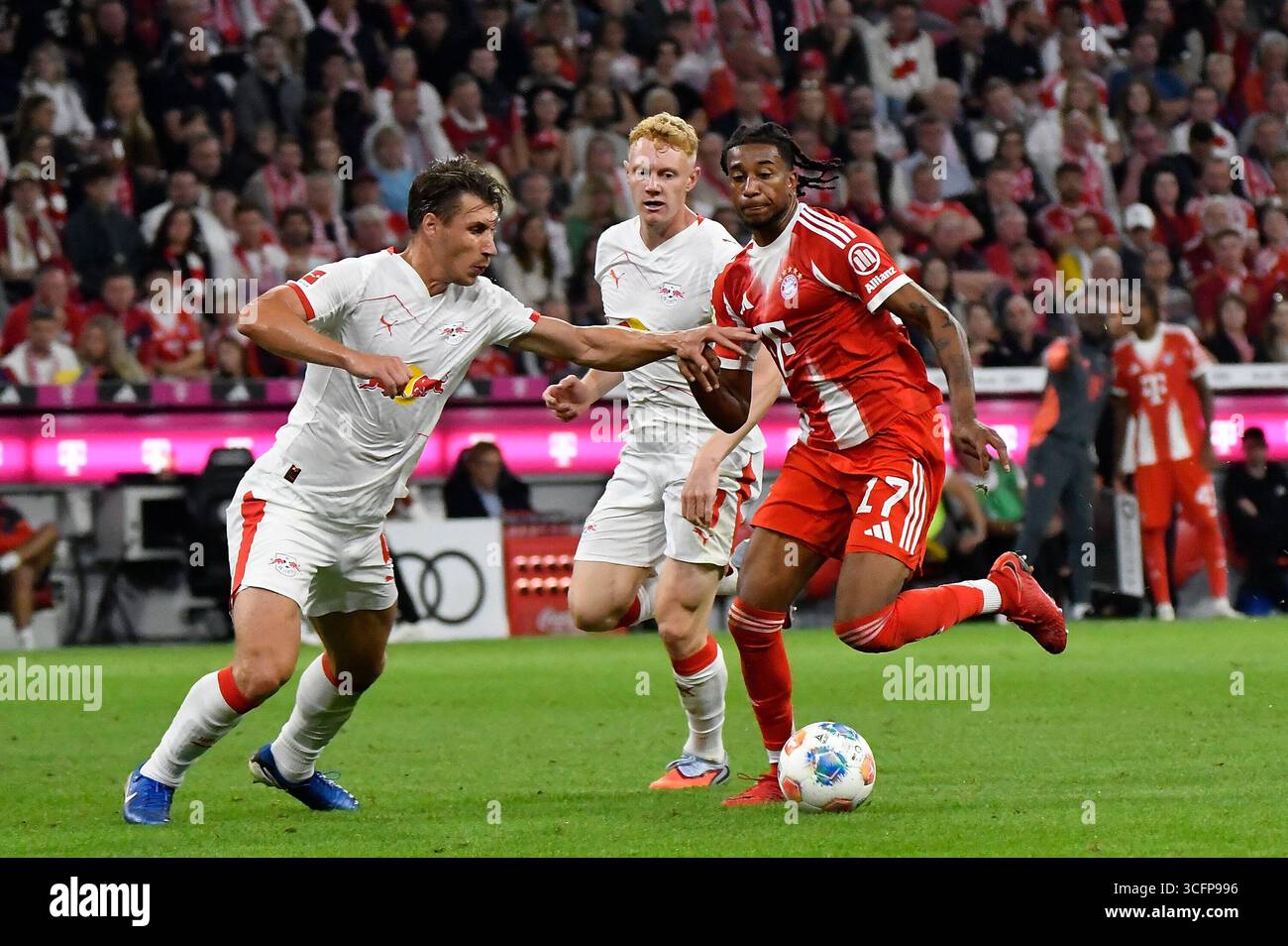 08/22/2025, Allianz Arena, Munich, GER, 1.FBL, FC Bayern Munich vs RB ...