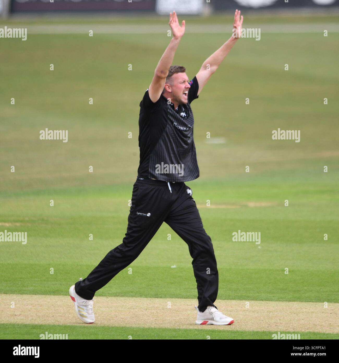 Canterbury, England. 24th Aug 2025. Jake Ball appeals during the Metro ...