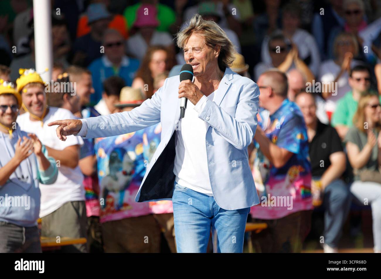 Hansi Hinterseer in der ARD TV-Show Immer wieder sonntags im Europa-Park. Rust, 24.08.2025 ...