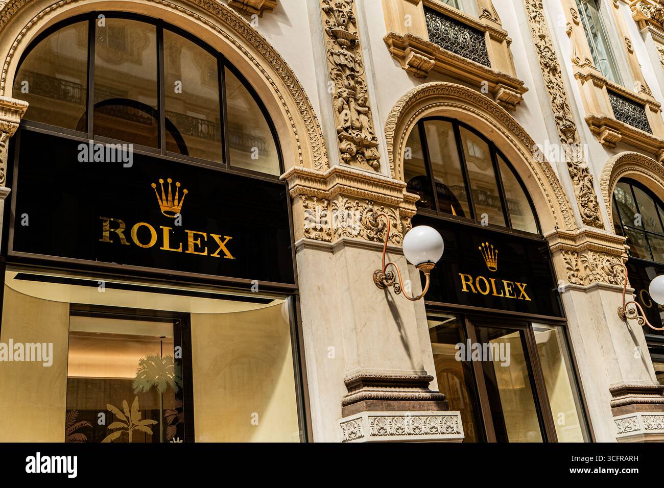 Rolex mall banner hi-res stock photography and images - Alamy