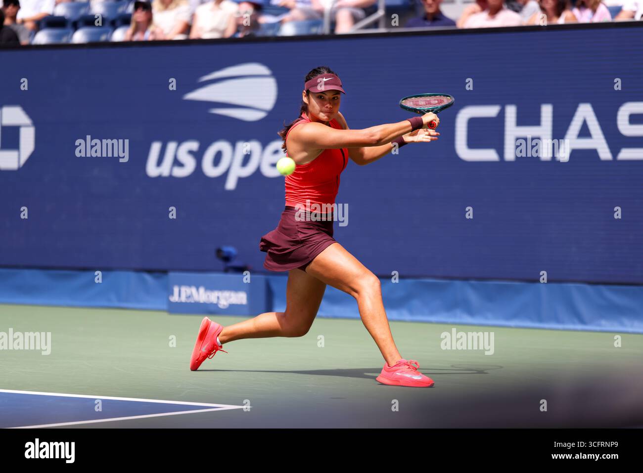 Emma raducanu 2025 season hi-res stock photography and images - Alamy