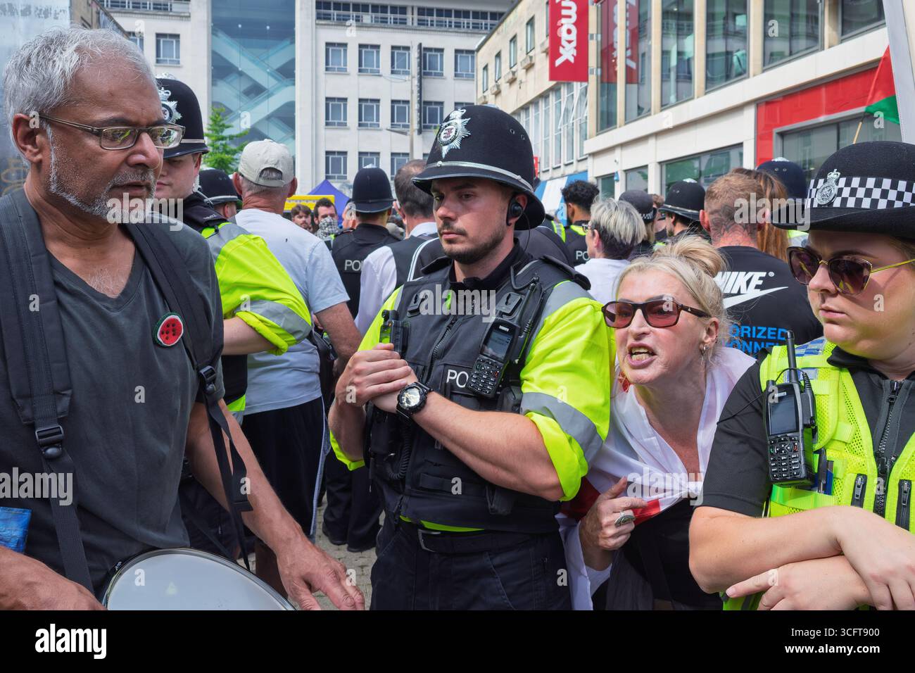 Anti racism protest uk 2025 hi-res stock photography and images - Alamy
