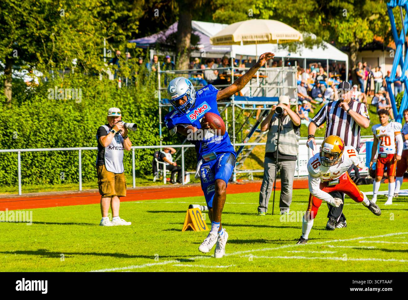 Albershausen, Germany. 24th Aug, 2025. GFL 2 / German Football League ...