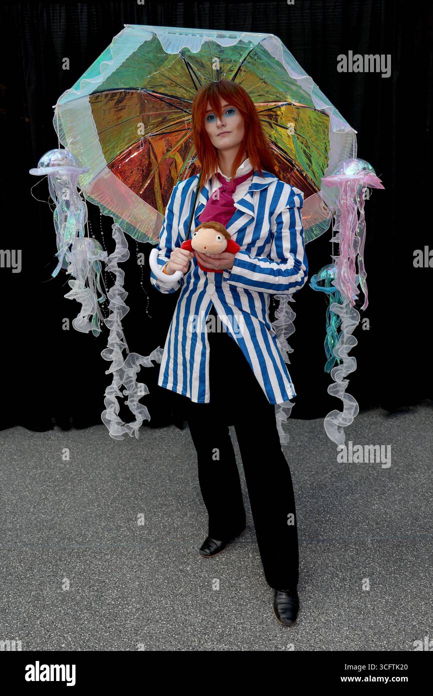 Cosplayer rhys hi-res stock photography and images - Alamy