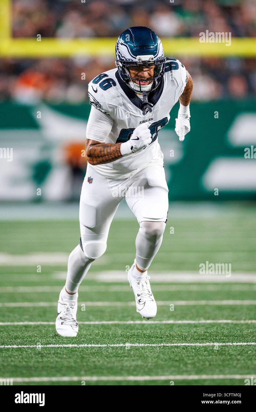 Philadelphia Eagles wide receiver Elijah Cooks (86) runs a pattern ...