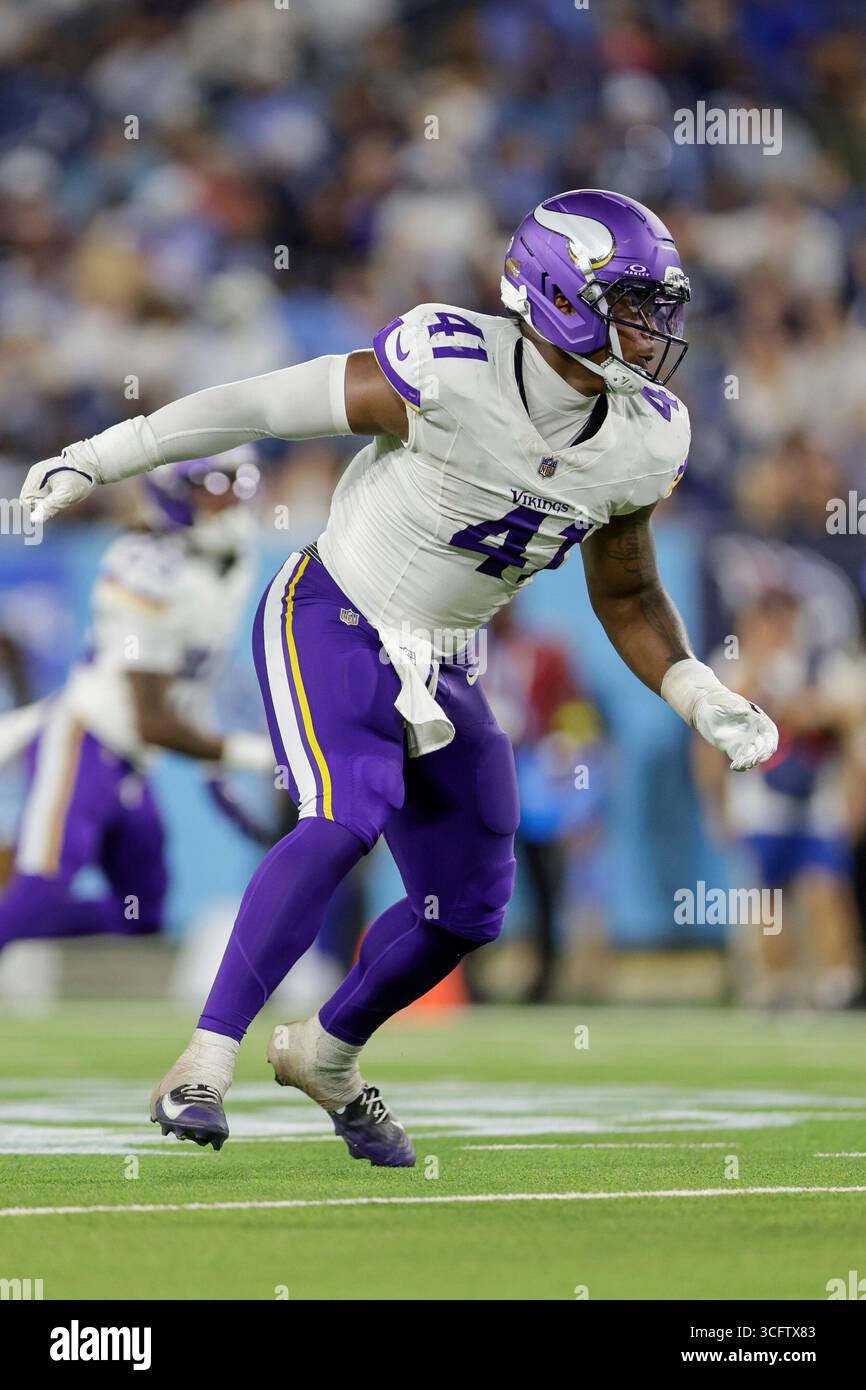 Minnesota Vikings linebacker Kobe King (41) defends during the second ...