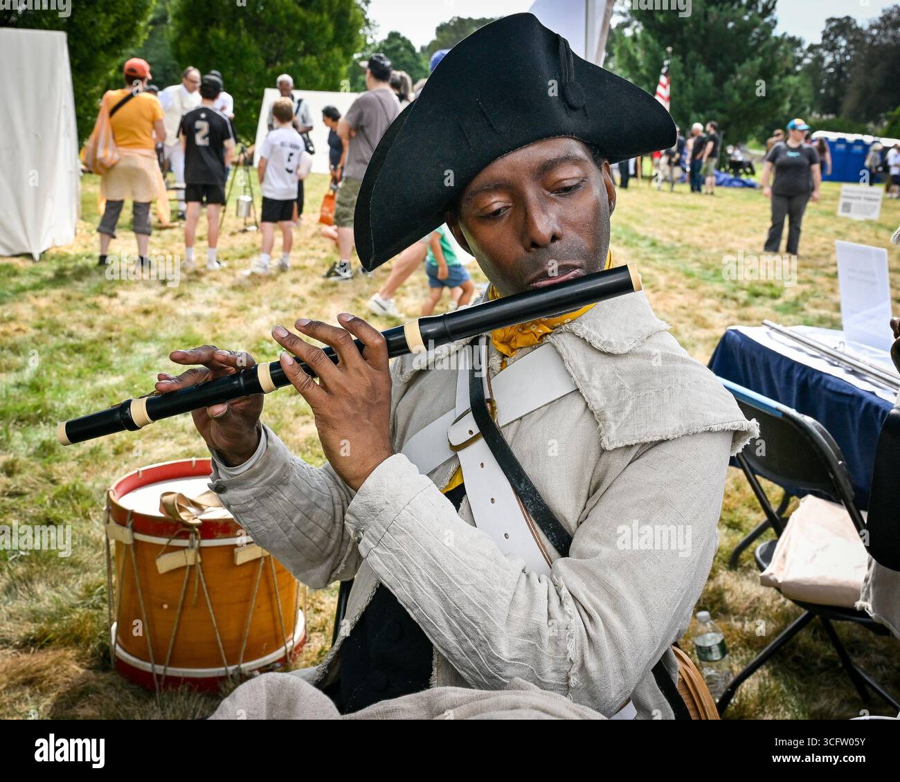 New York, USA. 24th Aug, 2025. Revolutionary War reenactors portraying ...