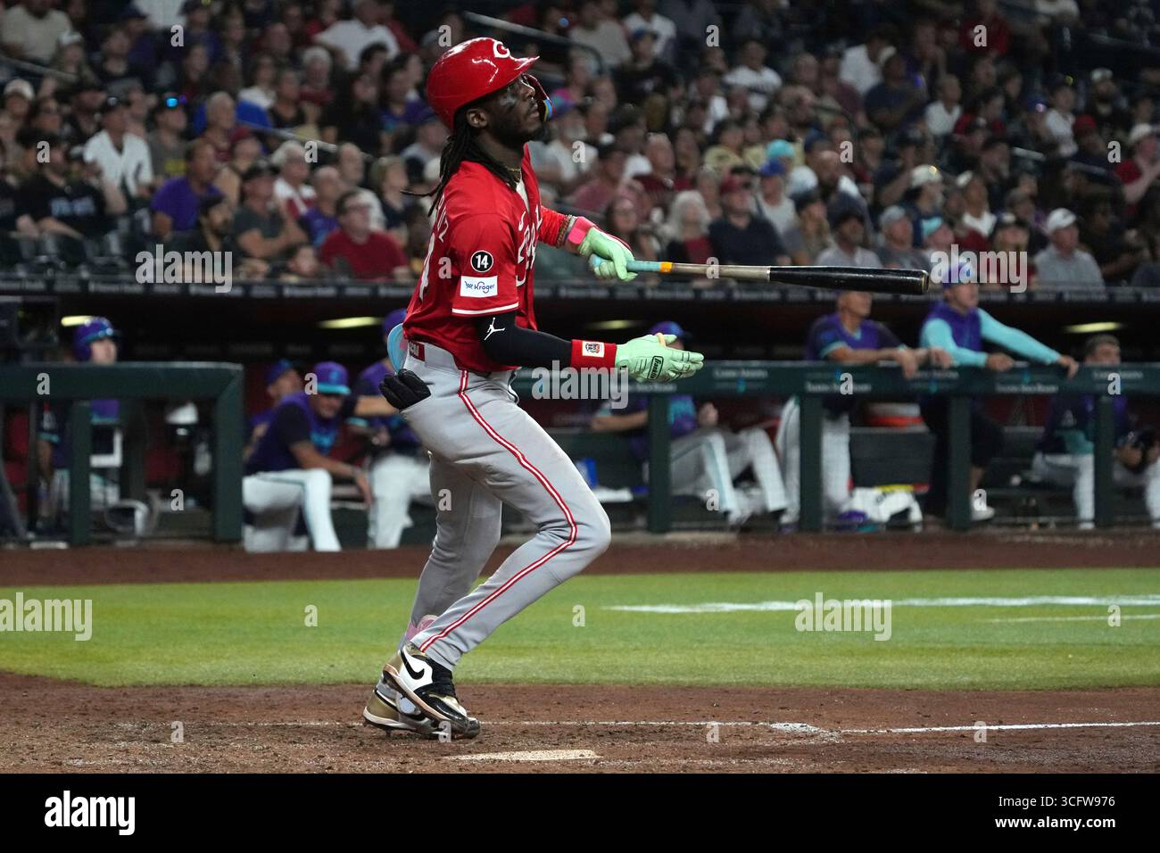 Cincinnati Reds shortstop Elly De La Cruz (44) against the Arizona ...