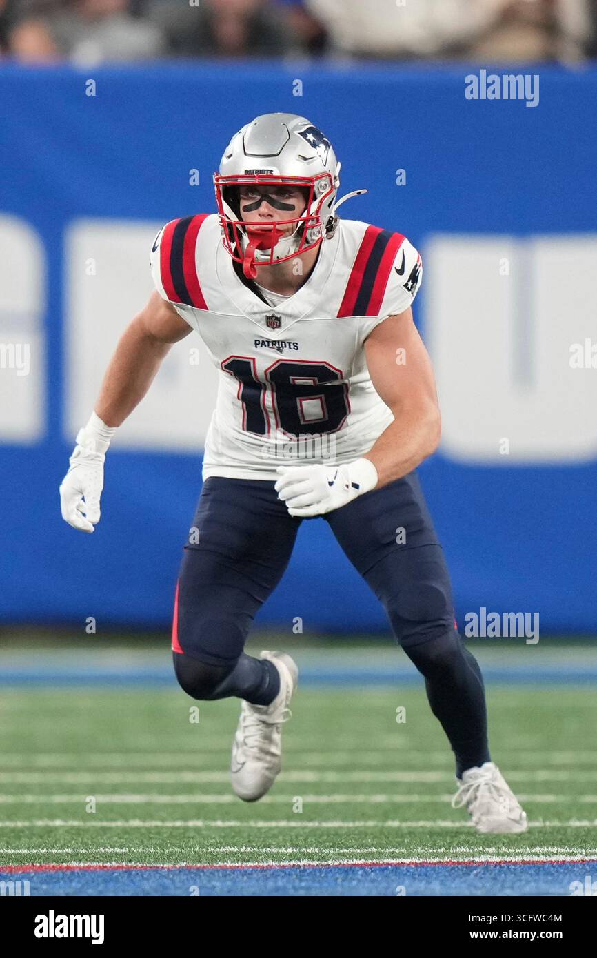 New England Patriots wide receiver Kyle Williams (18) runs his ...